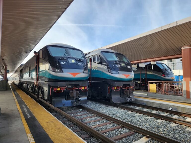 Metrolink Blue Line Schedule, Routes & Fares